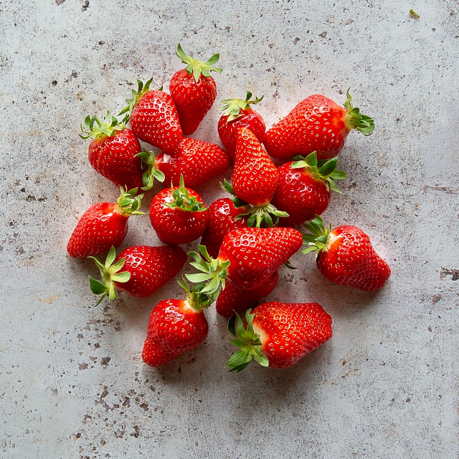 Mara des Bois Strawberries | Gourmet French Variety | FINE & WILD UK