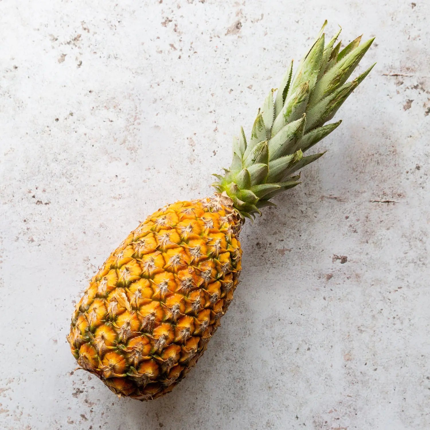 Honeyglow® Pineapple | Air-Freighted Costa Rican Premium | FINE & WILD